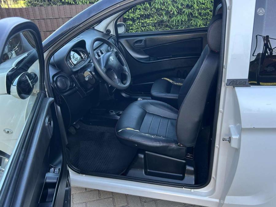 Balts Microcar Mgo 2012 Birštonas, ar dzinēja tilpumu 0.50 L un nobraukumu 6 tūkst. km par 3840 €, foto 14 vietnē AUTOMOTO.COM.LV