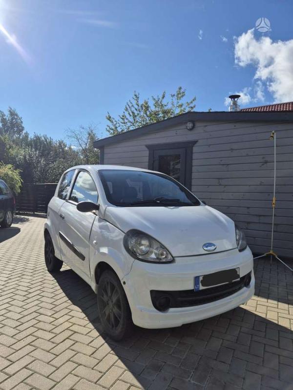Microcar Mgo 2012 Kauņa vietnē Balts Microcar Mgo 2012 Kauņa, ar dzinēja tilpumu 0.51 L un nobraukumu 88 tūkst. km par 4600 €, foto 1 vietnē AUTOMOTO.COM.LV