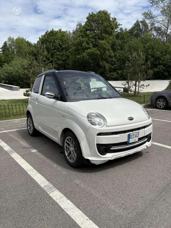 White Microcar Mgo 2016 in Palanga, with an engine capacity of 0.51 L and mileage of 73 thousand km for 4750 €, photo 2 on AUTOMOTO.COM.LV