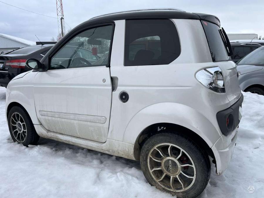 White Microcar Mgo 2017 in Taurage, with an engine capacity of 0.48 L and mileage of 46 thousand km for 3700 €, photo 11 on AUTOMOTO.COM.LV