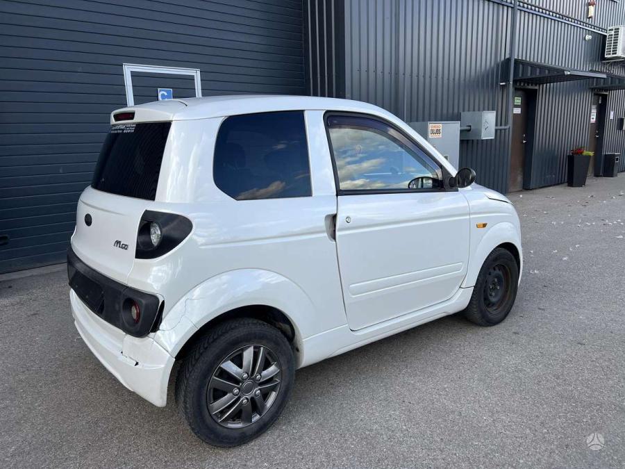 White Microcar Mgo 2018 in Alytus, with an engine capacity of 0.50 L and mileage of 95 thousand km for 3950 €, photo 6 on AUTOMOTO.COM.LV