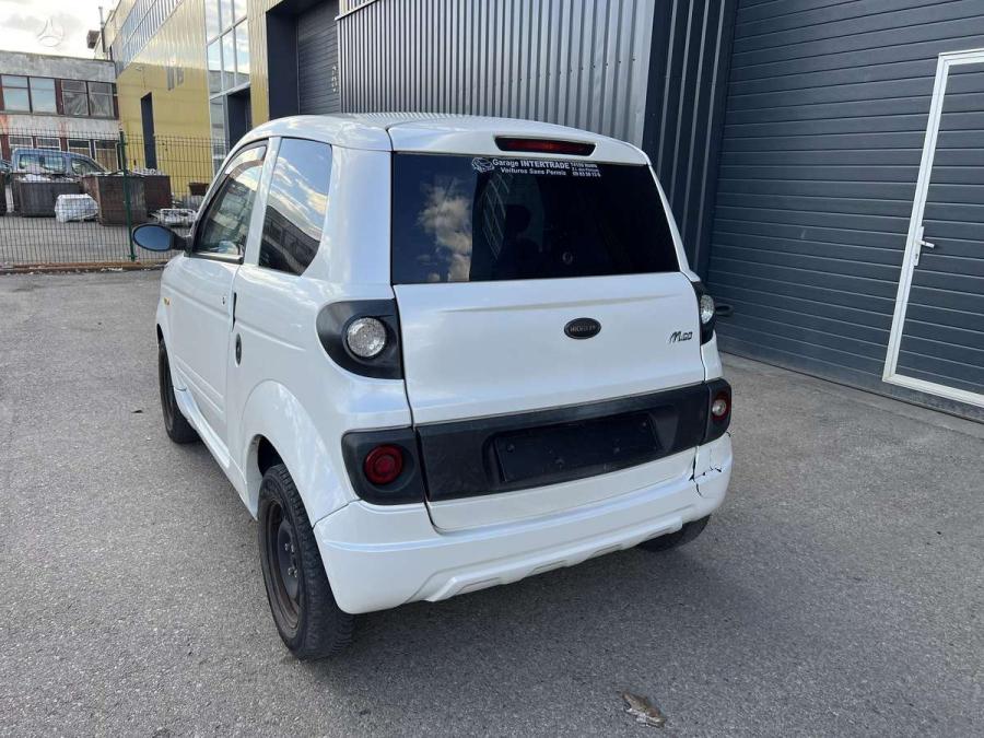 White Microcar Mgo 2018 in Alytus, with an engine capacity of 0.50 L and mileage of 95 thousand km for 3950 €, photo 10 on AUTOMOTO.COM.LV