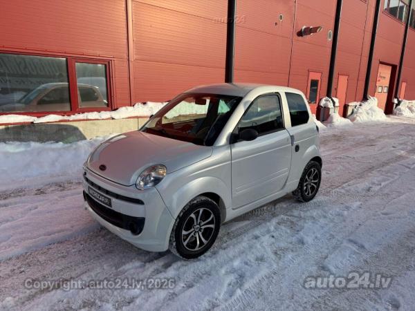 Balts Microcar M.GO 2015 Tallina, ar dzinēja tilpumu 0.51 L un nobraukumu 51 tūkst. km par 6800 €, foto 2 vietnē AUTOMOTO.COM.LV