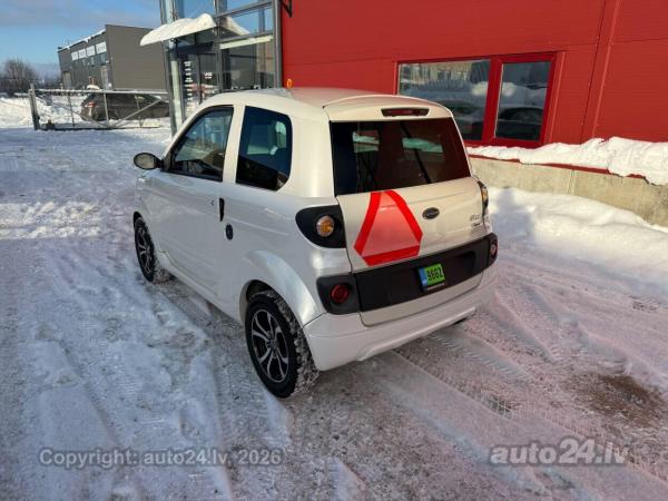 Balts Microcar M.GO 2015 Tallina, ar dzinēja tilpumu 0.51 L un nobraukumu 51 tūkst. km par 6800 €, foto 4 vietnē AUTOMOTO.COM.LV