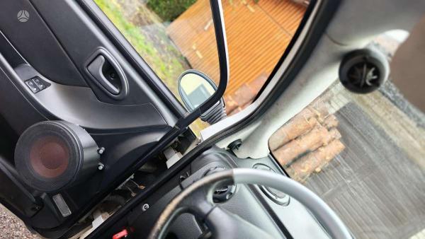 Balts Microcar Mgo 2010 Šauļi, ar dzinēja tilpumu 0.51 L un nobraukumu 43 tūkst. km par 4999 €, foto 7 vietnē AUTOMOTO.COM.LV