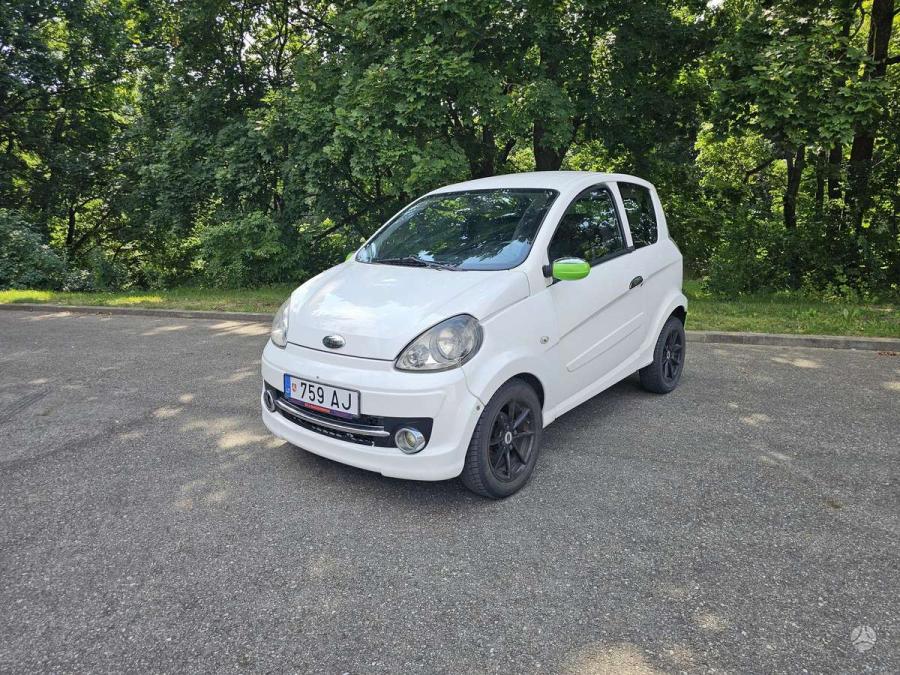 White Microcar Mgo 2013 in Kaunas, with an engine capacity of 0.51 L and mileage of 51 thousand km for 6000 €, photo 1 on AUTOMOTO.COM.LV