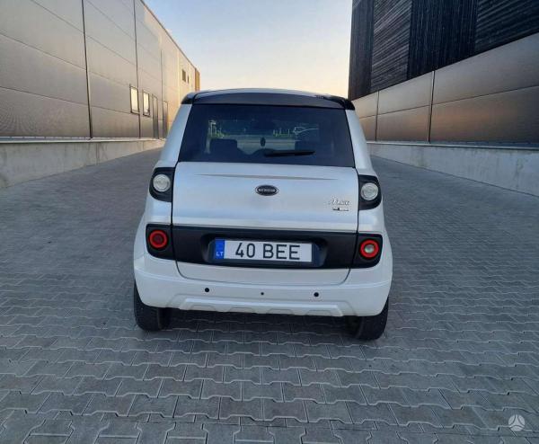 White Microcar Mgo 2023 in Siauliai, with an engine capacity of 0.48 L and mileage of 16 thousand km for 7900 €, photo 10 on AUTOMOTO.COM.LV