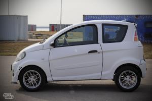 White Microcar Mgo 2012 in Siauliai, with an engine capacity of 0.40 L and mileage of 87 thousand km for 4200 €, photo 4 on AUTOMOTO.COM.LV