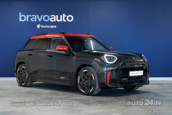 Melns MINI Aceman 2026 Tallina, ar dzinēja tilpumu 0.00 L un nobraukumu 5 tūkst. km par 39950 €, foto 2 vietnē AUTOMOTO.COM.LV