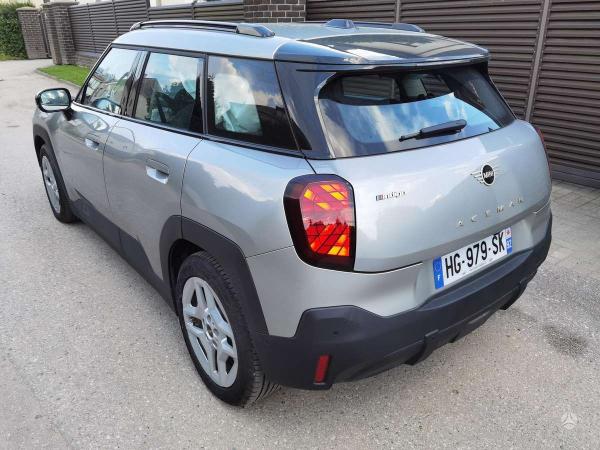 Grey MINI Aceman 2025 in Kaunas, with an engine capacity of 0.00 L and mileage of 6 thousand km for 14900 €, photo 7 on AUTOMOTO.COM.LV
