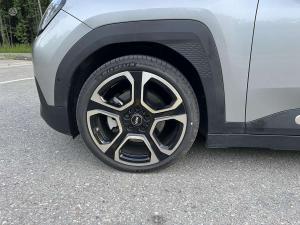 Grey MINI Aceman 2025 in Klaipeda, with an engine capacity of 0.00 L and mileage of 11 thousand km for 29000 €, photo 9 on AUTOMOTO.COM.LV