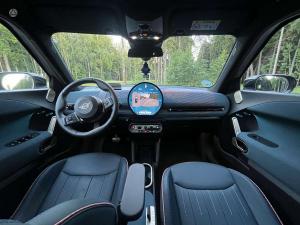 Grey MINI Aceman 2025 in Klaipeda, with an engine capacity of 0.00 L and mileage of 11 thousand km for 29000 €, photo 13 on AUTOMOTO.COM.LV