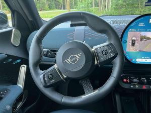 Grey MINI Aceman 2025 in Klaipeda, with an engine capacity of 0.00 L and mileage of 11 thousand km for 29000 €, photo 14 on AUTOMOTO.COM.LV