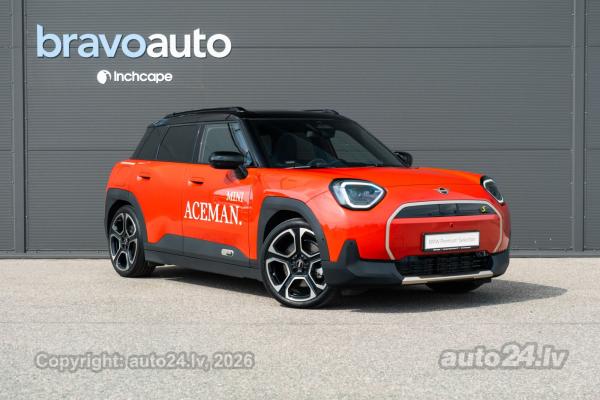 Red MINI Aceman 2025 in Tartu, with an engine capacity of 0.00 L and mileage of 7 thousand km for 38990 €, photo 3 on AUTOMOTO.COM.LV
