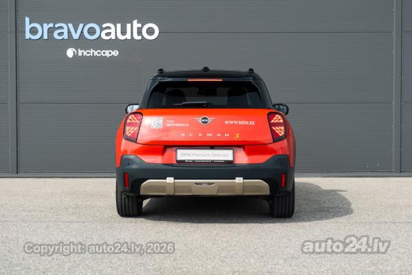 Red MINI Aceman 2025 in Tartu, with an engine capacity of 0.00 L and mileage of 7 thousand km for 38990 €, photo 7 on AUTOMOTO.COM.LV