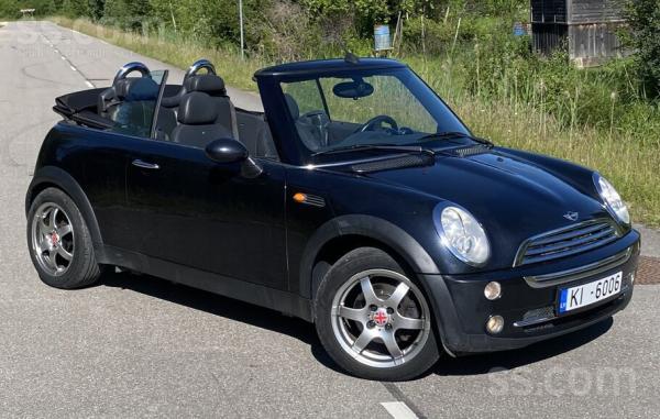 Black MINI Cabrio 2007 in Tukums, with an engine capacity of 1.60 L and mileage of 228 thousand km for 3690 €, photo 3 on AUTOMOTO.COM.LV