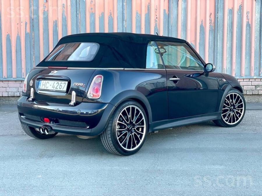 Black MINI Cabrio 2008 in Riga, with an engine capacity of 1.60 L and mileage of 265 thousand km for 5250 €, photo 6 on AUTOMOTO.COM.LV