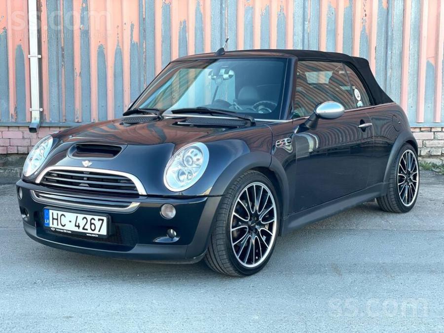 Black MINI Cabrio 2008 in Riga, with an engine capacity of 1.60 L and mileage of 265 thousand km for 5250 €, photo 7 on AUTOMOTO.COM.LV