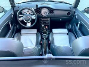 Black MINI Cabrio 2008 in Riga, with an engine capacity of 1.60 L and mileage of 265 thousand km for 5250 €, photo 13 on AUTOMOTO.COM.LV