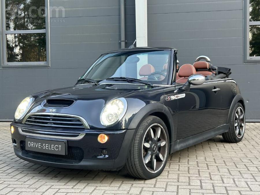 Blue MINI Cabrio 2008 in Talsi, with an engine capacity of 1.60 L and mileage of 155 thousand km for 6490 €, photo 5 on AUTOMOTO.COM.LV