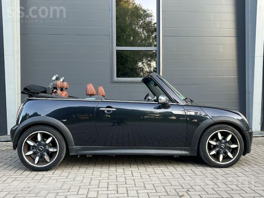 Blue MINI Cabrio 2008 in Talsi, with an engine capacity of 1.60 L and mileage of 155 thousand km for 6490 €, photo 8 on AUTOMOTO.COM.LV