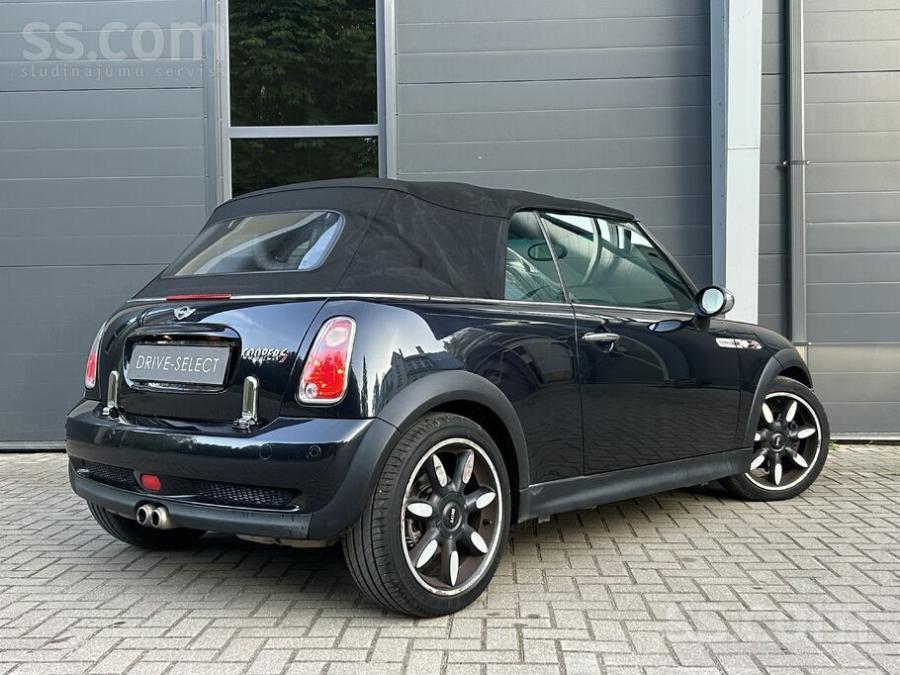 Blue MINI Cabrio 2008 in Talsi, with an engine capacity of 1.60 L and mileage of 155 thousand km for 6490 €, photo 9 on AUTOMOTO.COM.LV