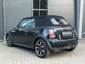 Blue MINI Cabrio 2008 in Talsi, with an engine capacity of 1.60 L and mileage of 155 thousand km for 6490 €, photo 18 on AUTOMOTO.COM.LV