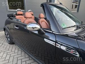 Blue MINI Cabrio 2008 in Talsi, with an engine capacity of 1.60 L and mileage of 155 thousand km for 6490 €, photo 19 on AUTOMOTO.COM.LV