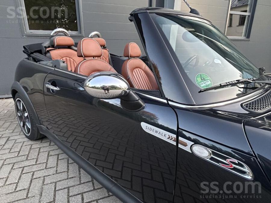 Blue MINI Cabrio 2008 in Talsi, with an engine capacity of 1.60 L and mileage of 155 thousand km for 6490 €, photo 19 on AUTOMOTO.COM.LV