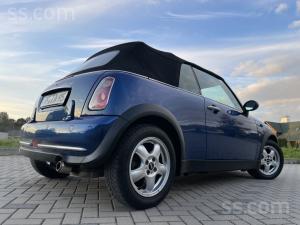 Blue MINI Cabrio 2008 in Riga, with an engine capacity of 1.60 L and mileage of 269 thousand km for 2999 €, photo 3 on AUTOMOTO.COM.LV
