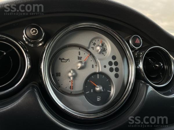 Blue MINI Cabrio 2008 in Riga, with an engine capacity of 1.60 L and mileage of 269 thousand km for 2999 €, photo 9 on AUTOMOTO.COM.LV
