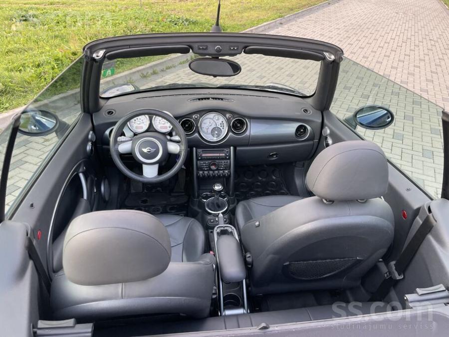 Blue MINI Cabrio 2008 in Riga, with an engine capacity of 1.60 L and mileage of 269 thousand km for 2999 €, photo 15 on AUTOMOTO.COM.LV