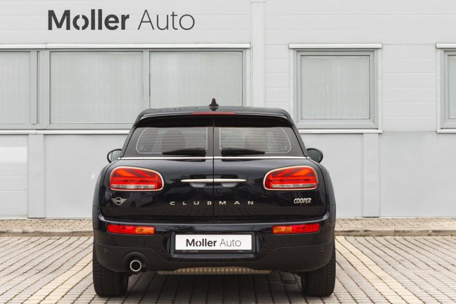 Black MINI Clubman 2022 in Ventspils, with an engine capacity of 1.50 L and mileage of 97 thousand km for 14850 €, photo 5 on AUTOMOTO.COM.LV
