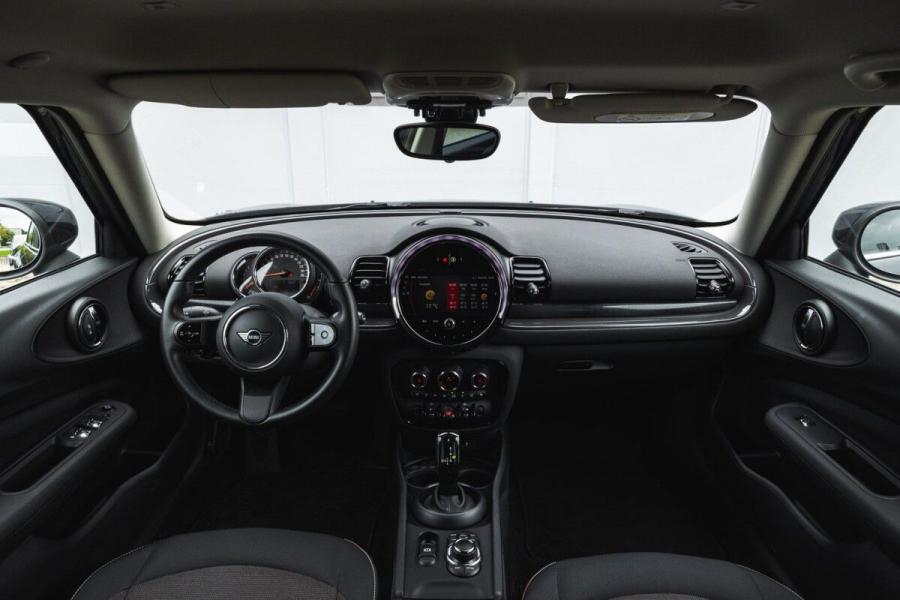 Black MINI Clubman 2022 in Ventspils, with an engine capacity of 1.50 L and mileage of 97 thousand km for 14850 €, photo 14 on AUTOMOTO.COM.LV