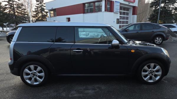 Black MINI Clubman 2008 in Klaipeda, with an engine capacity of 1.60 L and mileage of 321 thousand km for 2900 €, photo 4 on AUTOMOTO.COM.LV
