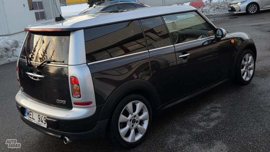 Black MINI Clubman 2008 in Klaipeda, with an engine capacity of 1.60 L and mileage of 321 thousand km for 2900 €, photo 7 on AUTOMOTO.COM.LV