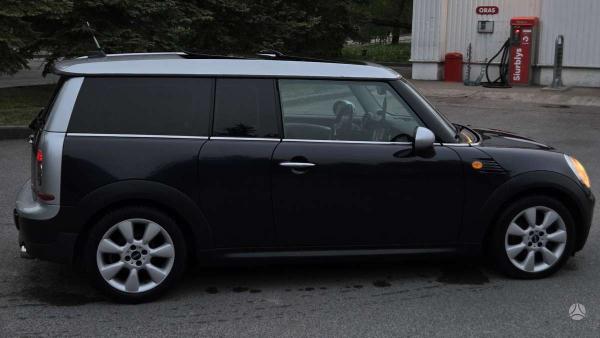 Black MINI Clubman 2008 in Klaipeda, with an engine capacity of 1.60 L and mileage of 321 thousand km for 2700 €, photo 4 on AUTOMOTO.COM.LV
