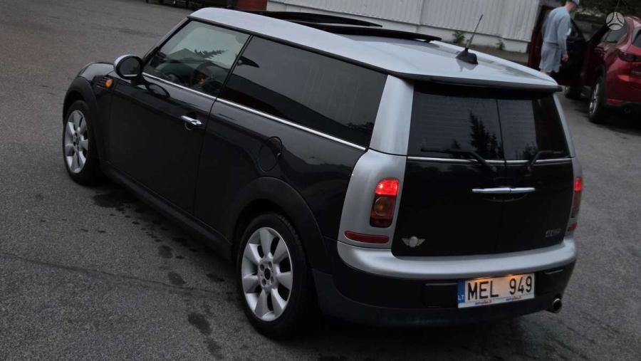 Black MINI Clubman 2008 in Klaipeda, with an engine capacity of 1.60 L and mileage of 321 thousand km for 2700 €, photo 8 on AUTOMOTO.COM.LV