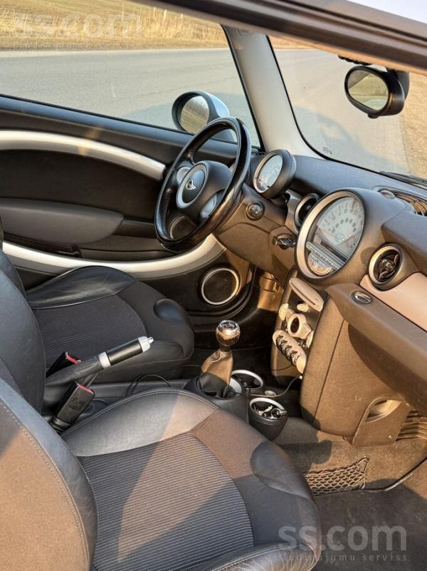 Melns MINI Clubman 2009 Aizkraukle, ar dzinēja tilpumu 1.60 L un nobraukumu 0 tūkst. km par 2550 €, foto 3 vietnē AUTOMOTO.COM.LV