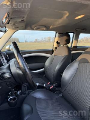Melns MINI Clubman 2009 Aizkraukle, ar dzinēja tilpumu 1.60 L un nobraukumu 0 tūkst. km par 2550 €, foto 12 vietnē AUTOMOTO.COM.LV