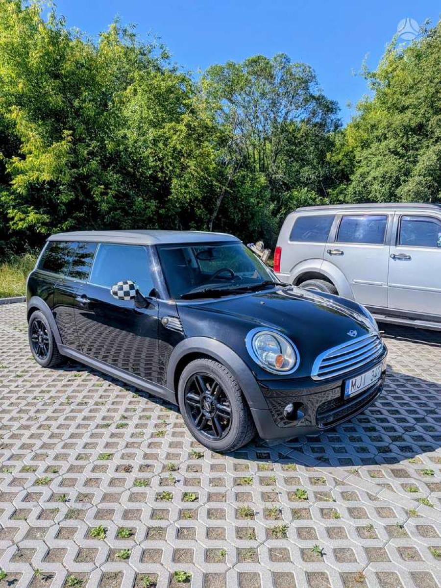 Black MINI Clubman 2010 in Klaipeda, with an engine capacity of 1.60 L and mileage of 239 thousand km for 3600 €, photo 3 on AUTOMOTO.COM.LV