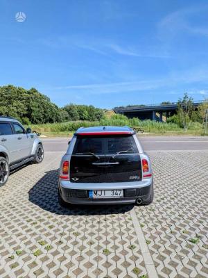 Black MINI Clubman 2010 in Klaipeda, with an engine capacity of 1.60 L and mileage of 239 thousand km for 3600 €, photo 5 on AUTOMOTO.COM.LV