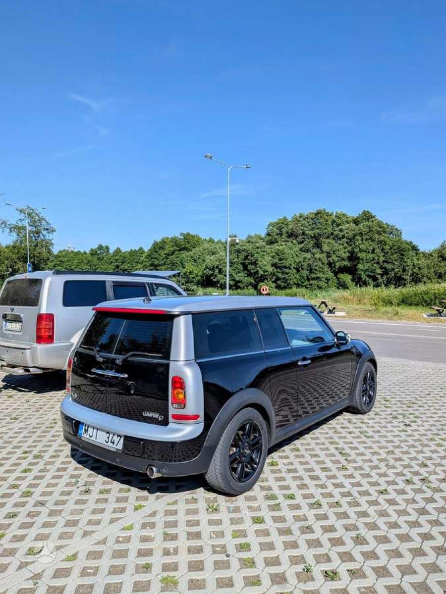 Black MINI Clubman 2010 in Klaipeda, with an engine capacity of 1.60 L and mileage of 239 thousand km for 3600 €, photo 7 on AUTOMOTO.COM.LV