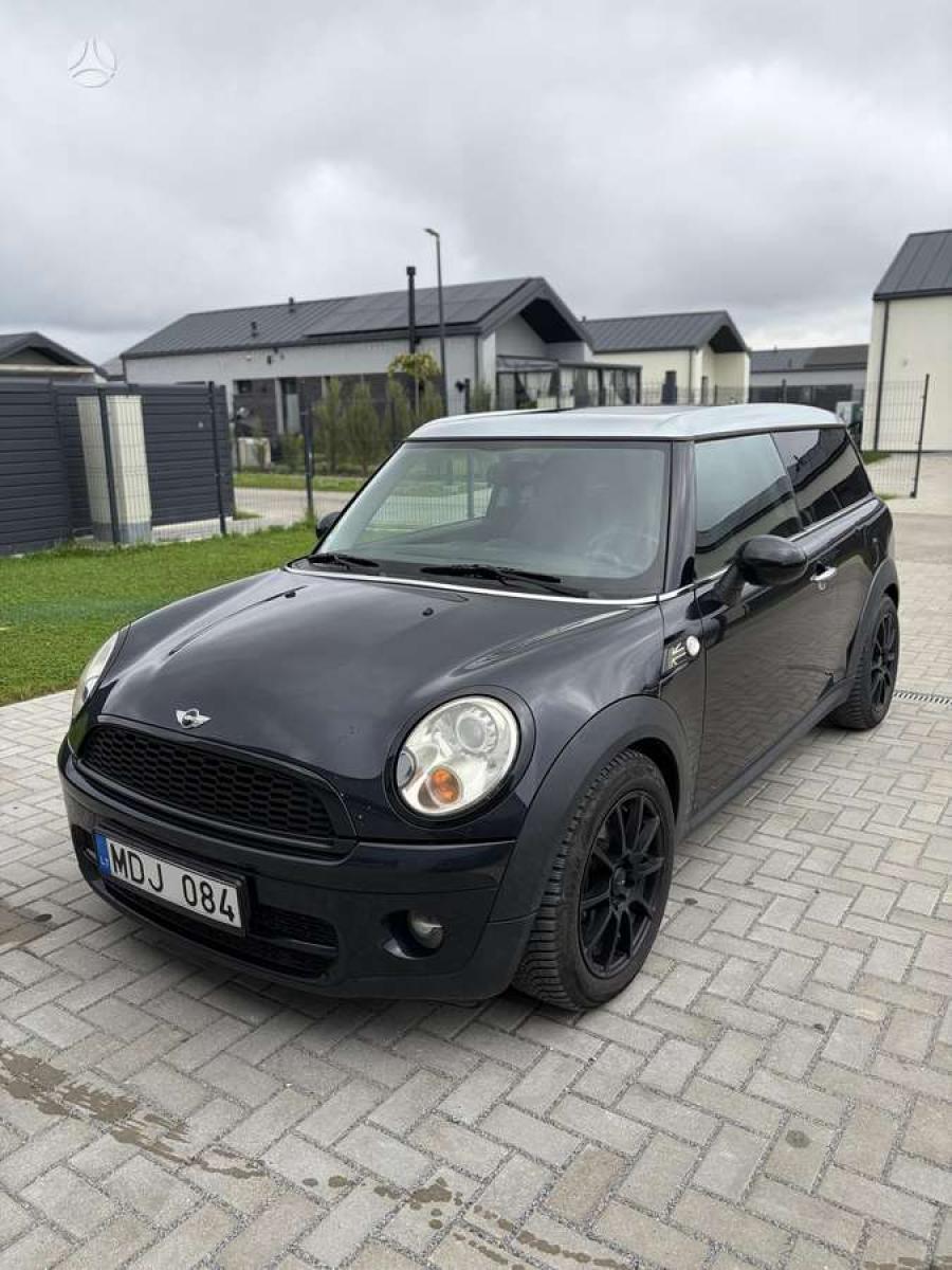 Black MINI Clubman 2007 in Kaunas, with an engine capacity of 1.56 L and mileage of 247 thousand km for 3400 €, photo 1 on AUTOMOTO.COM.LV