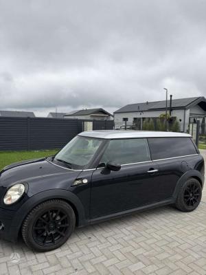 Black MINI Clubman 2007 in Kaunas, with an engine capacity of 1.56 L and mileage of 247 thousand km for 3400 €, photo 7 on AUTOMOTO.COM.LV