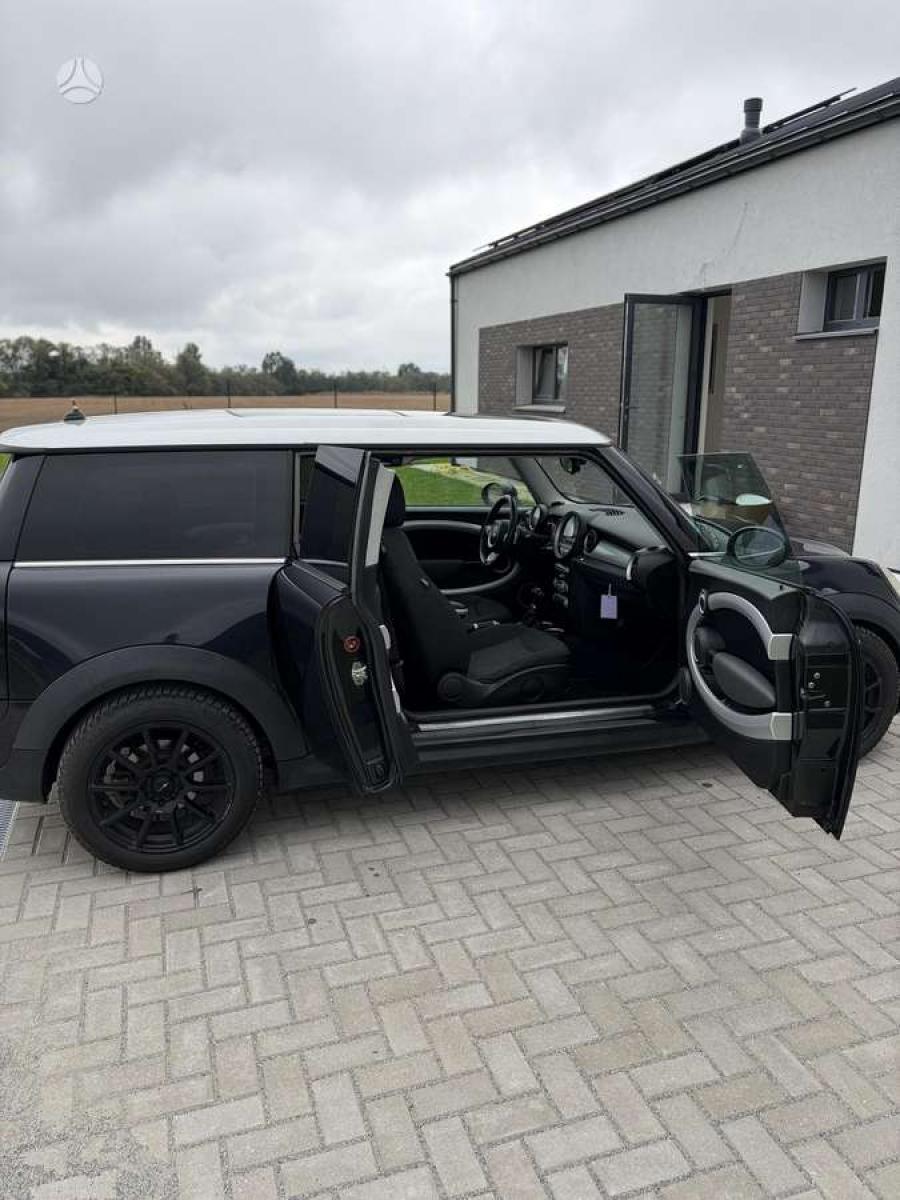 Black MINI Clubman 2007 in Kaunas, with an engine capacity of 1.56 L and mileage of 247 thousand km for 3400 €, photo 11 on AUTOMOTO.COM.LV