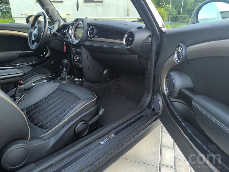 Melns MINI Clubman 2013 Rīga, ar dzinēja tilpumu 2.00 L un nobraukumu 177 tūkst. km par 7999 €, foto 10 vietnē AUTOMOTO.COM.LV