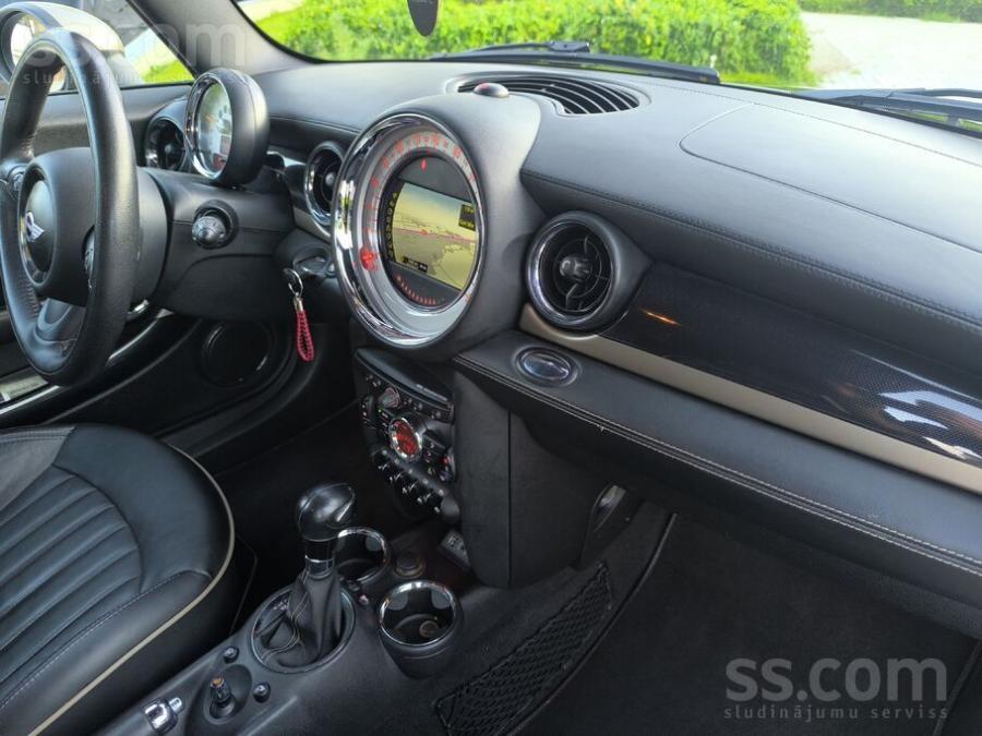 Melns MINI Clubman 2013 Rīga, ar dzinēja tilpumu 2.00 L un nobraukumu 177 tūkst. km par 7999 €, foto 11 vietnē AUTOMOTO.COM.LV