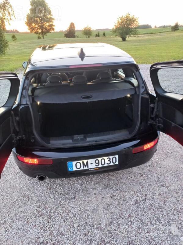Melns MINI Clubman 2015 Tukums, ar dzinēja tilpumu 2.00 L un nobraukumu 210 tūkst. km par 10700 €, foto 10 vietnē AUTOMOTO.COM.LV