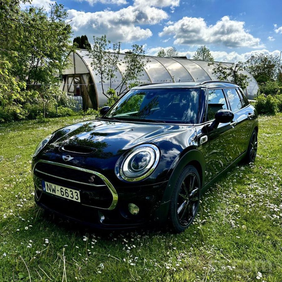 Black MINI Clubman 2015 in Tukums, with an engine capacity of 2.00 L and mileage of 194 thousand km for 13500 €, photo 1 on AUTOMOTO.COM.LV